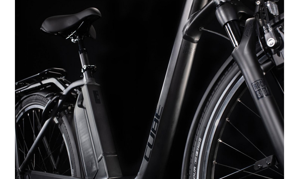 Elektrinis dviratis Cube Town Hybrid EXC RT 500 Easy Entry black ...